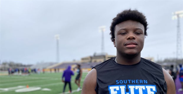 Is Hattiesburg defensive lineman Kevin Oatis the top 2025 player in the ...