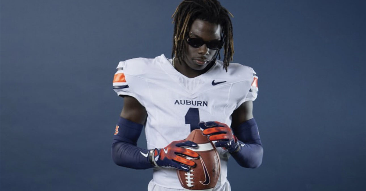 Auburn TE commit Kentrell White locked in after OV