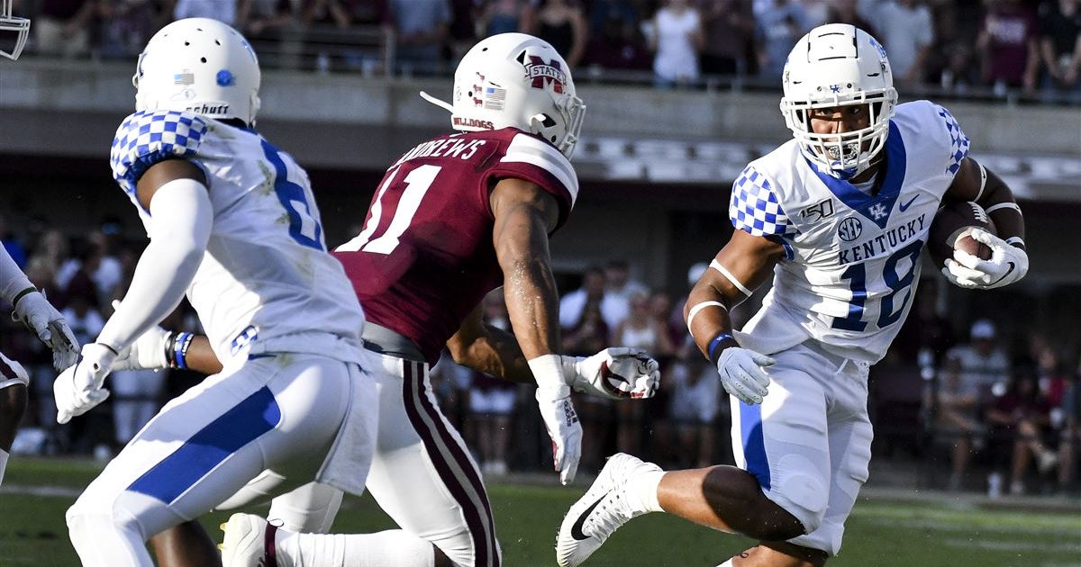 Kentucky wide receiver Clevan Thomas enters transfer portal