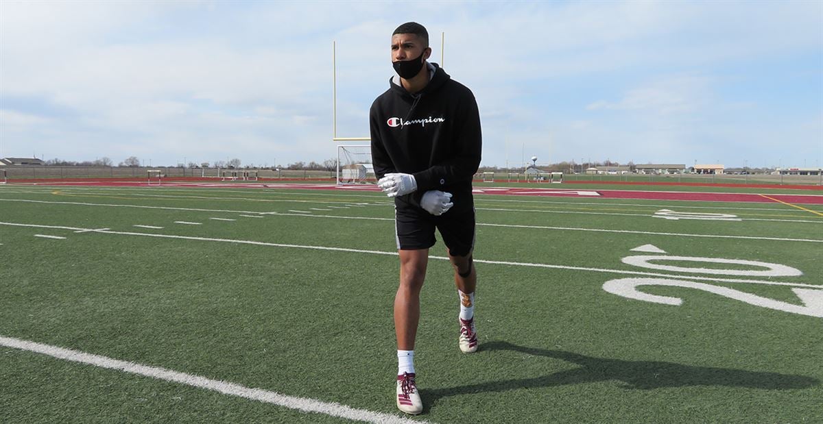 Big summer ahead for 2023 Kansas WR target Jaiden Bender