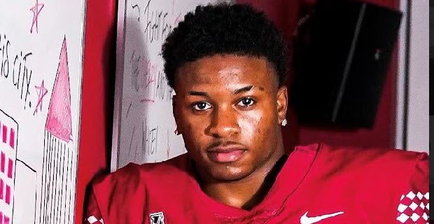 Kian Johnson says he is 'most definitely committing' to Temple