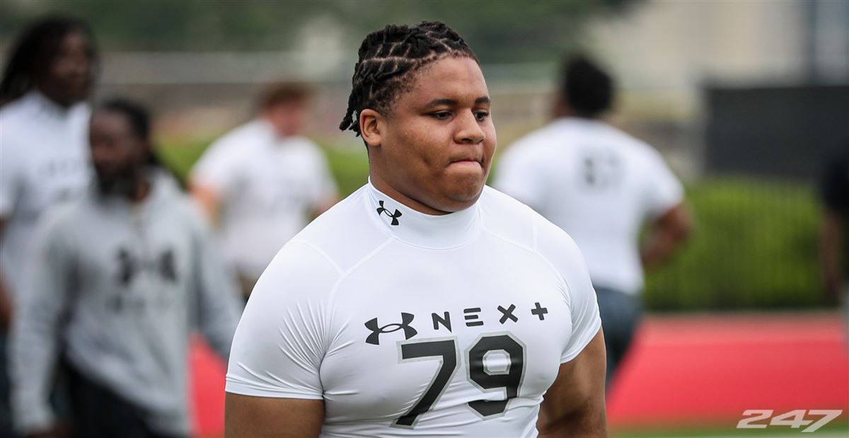 Offered 26 OL Adrian Hamilton set for Virginia Tech return