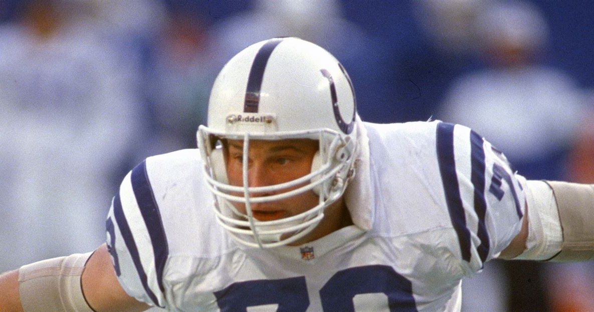Ex-NFL lineman, Ohio State captain Joe Staysniak arrested on battery ...