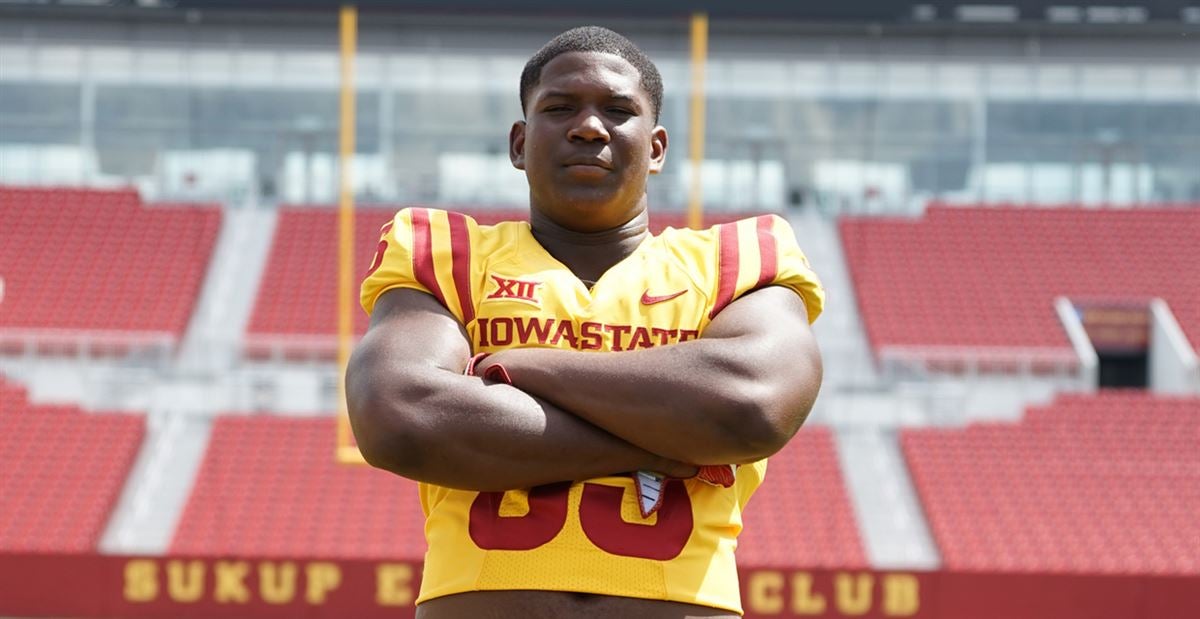 Iowa State picks up 2019 offensive lineman Darrell Simmons