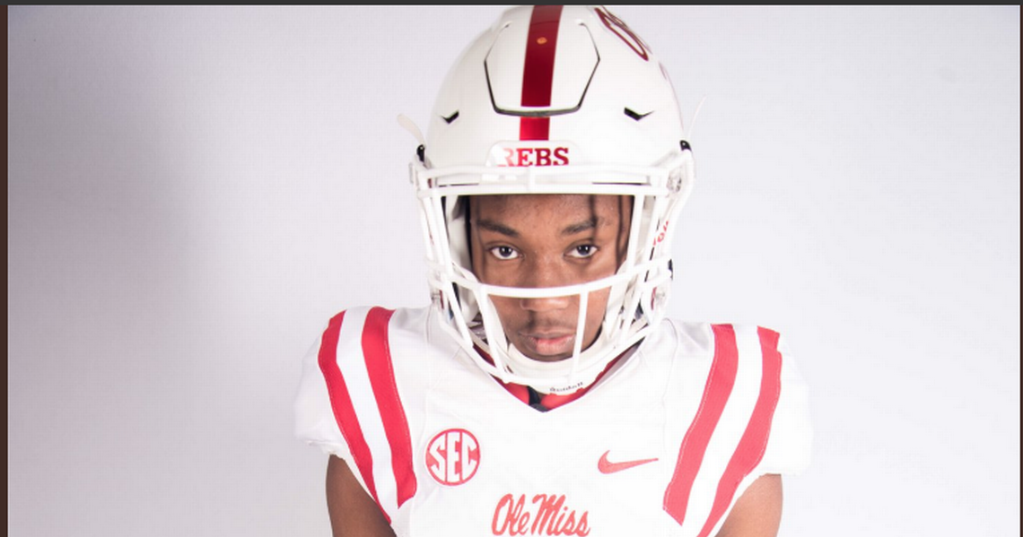 'Jet' Jackson Gets It Done As A Quarterback Friday Night