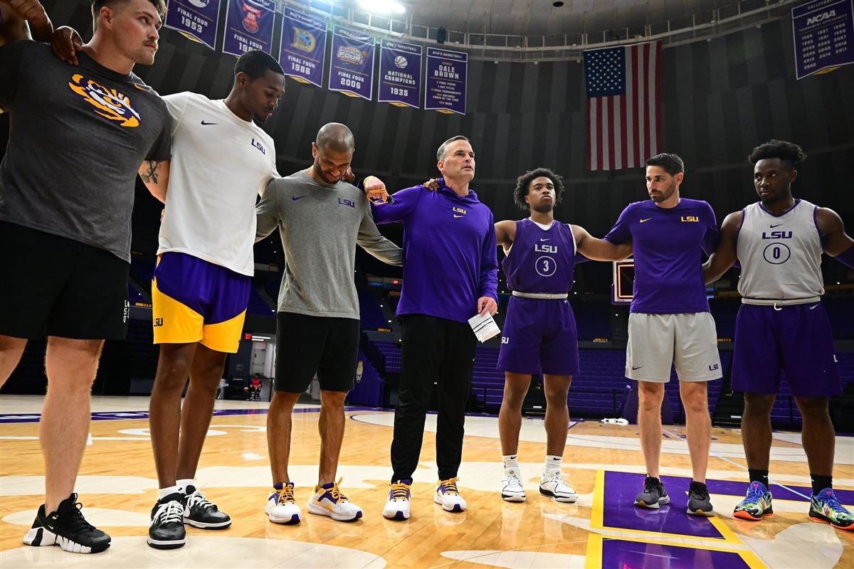 WATCH: LSU men's basketball opens up day one of practice
