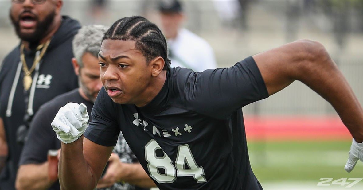 Oregon Enters the Race for Four-Star Edge Defender Anthony Sweeney