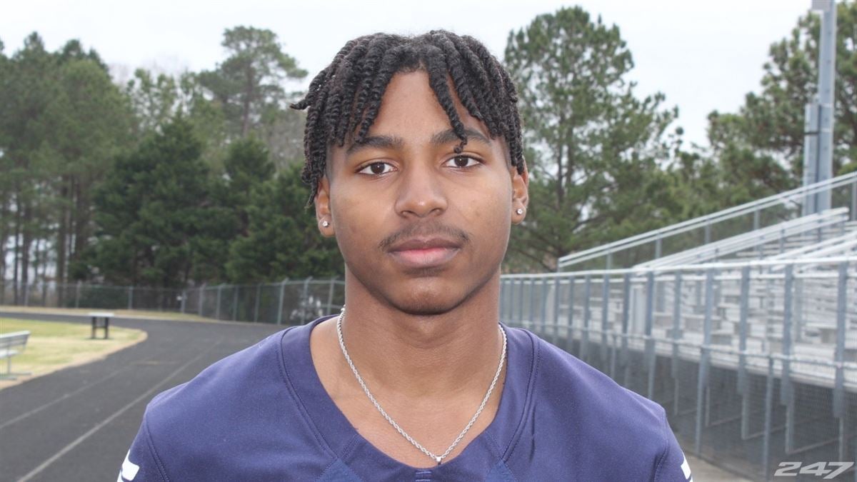 Top247 Alex Taylor sets pair of official visits