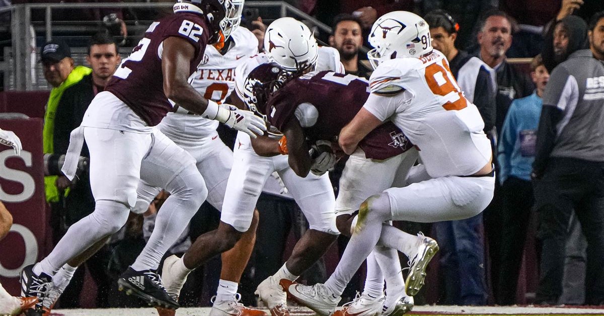 Chip Shots: Benched through no fault of his own in 2024, Texas DE Ethan ...