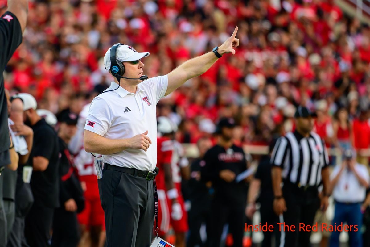 Photo Gallery: Tech Dominates the Golden Lions 67-7