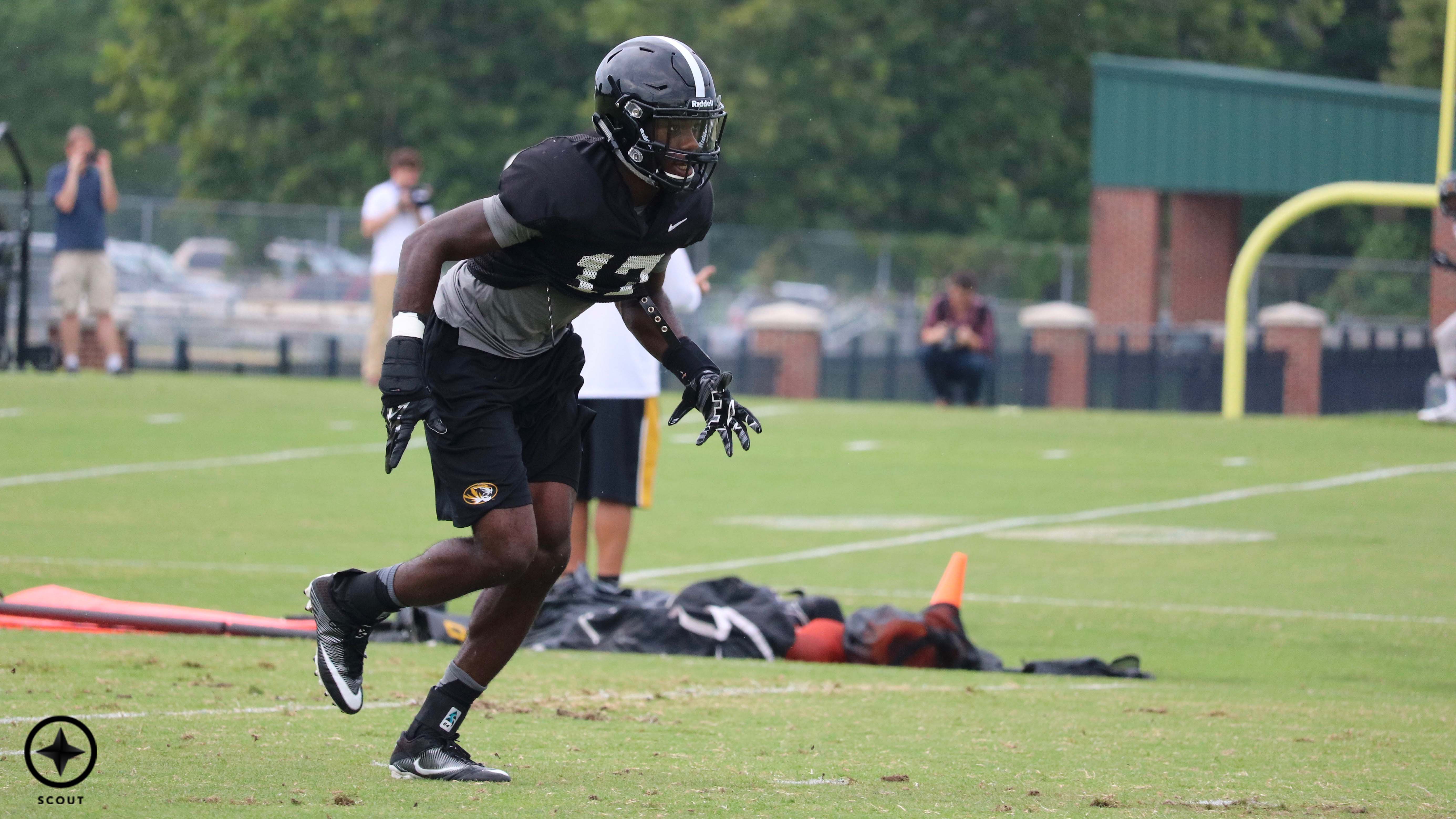 DeMarkus Acy Profile Photos