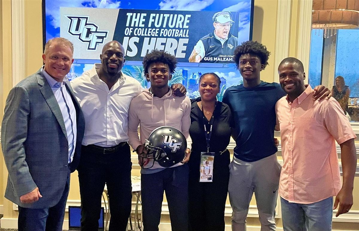 Berkeley Prep LB TJ Bullard commits to UCF while on official visit