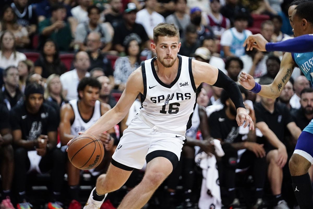 Stevenson, Jones propel Best Virginia to next round