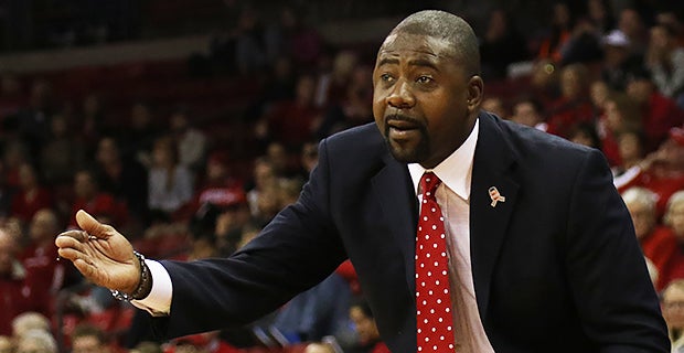 Wisconsin basketball's past, present gathers to support Howard Moore