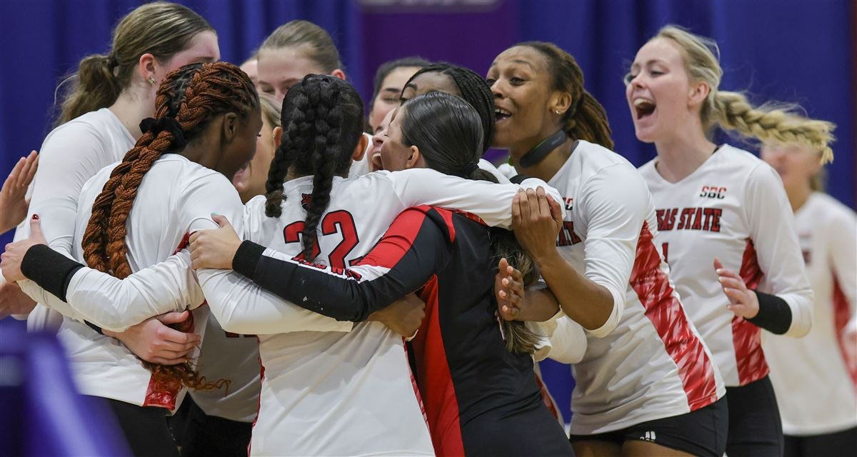 Red Wolves advance to 2d round