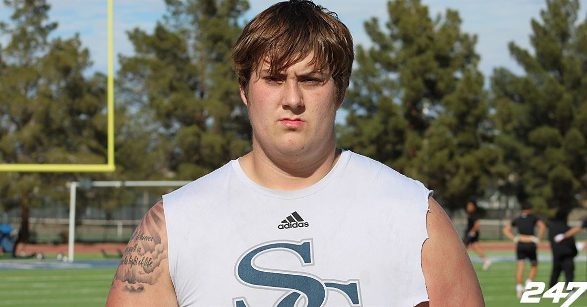 OL Ashdon Wneztrak has clear leader in early going