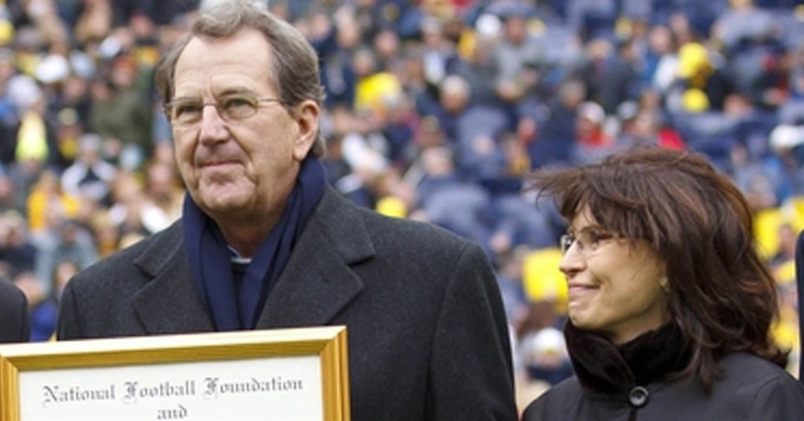 Laurie Carr, wife of Lloyd Carr, dead at 70