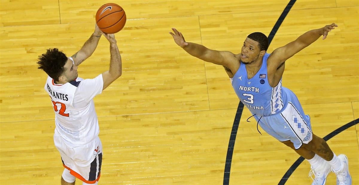 Kennedy Meeks Enterrada Kennedy Meeks USA Basketball
