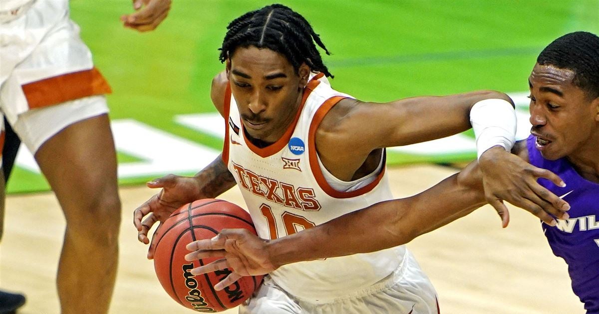 Texas guard Donovan Williams enters NCAA transfer portal