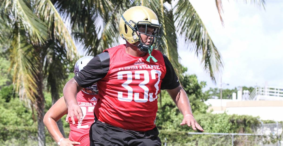 2020 OT Kevin Cline signs with Boston College