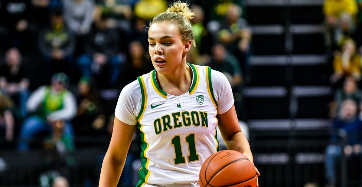 Former Oregon guard Holly Winterburn headed back to UK