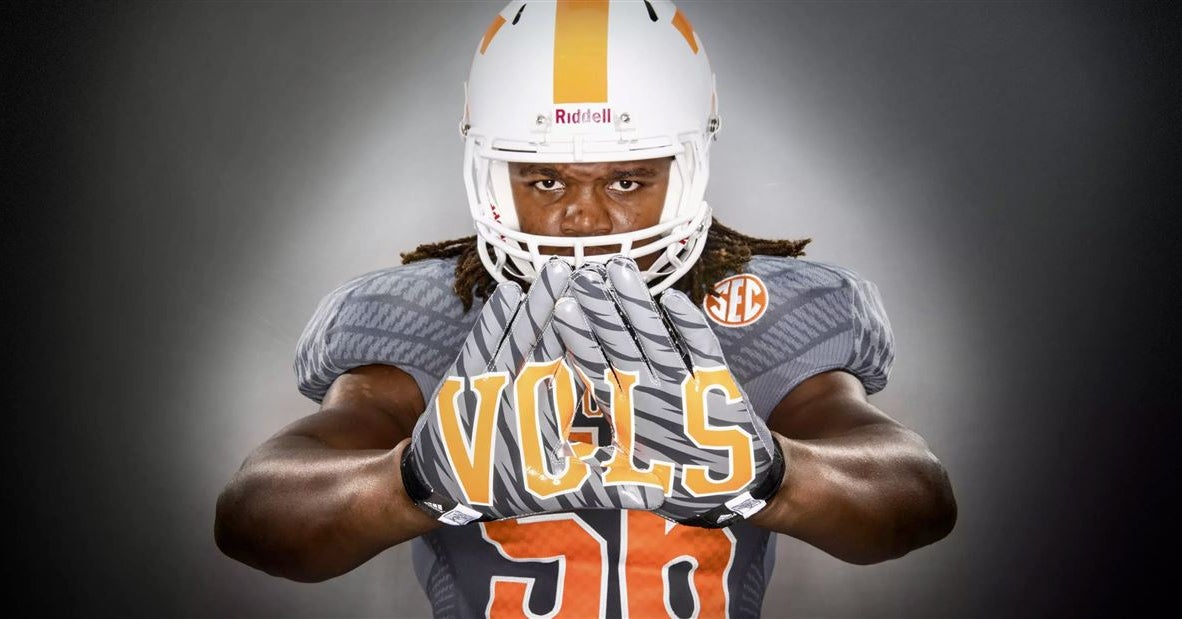 Just done with it: Tennessee leaves Nike for 10-year deal with Adidas ...