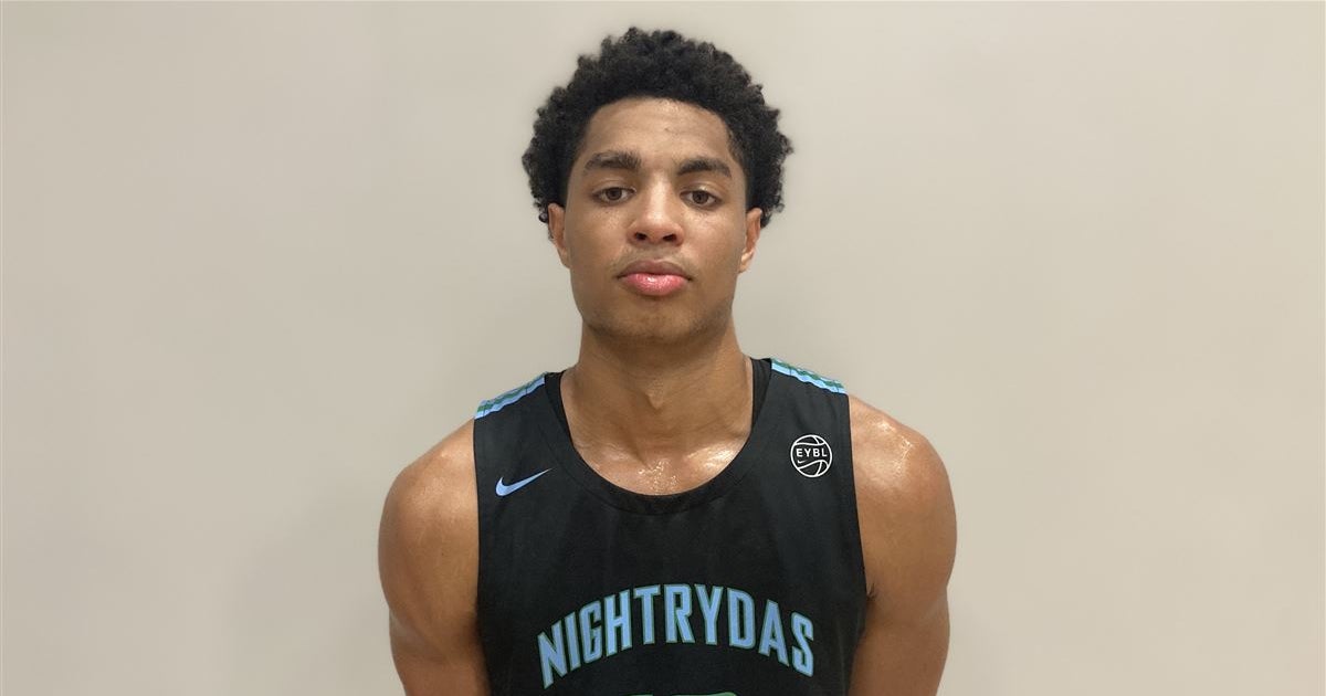 Four-star forward Jett Howard lists his top seven