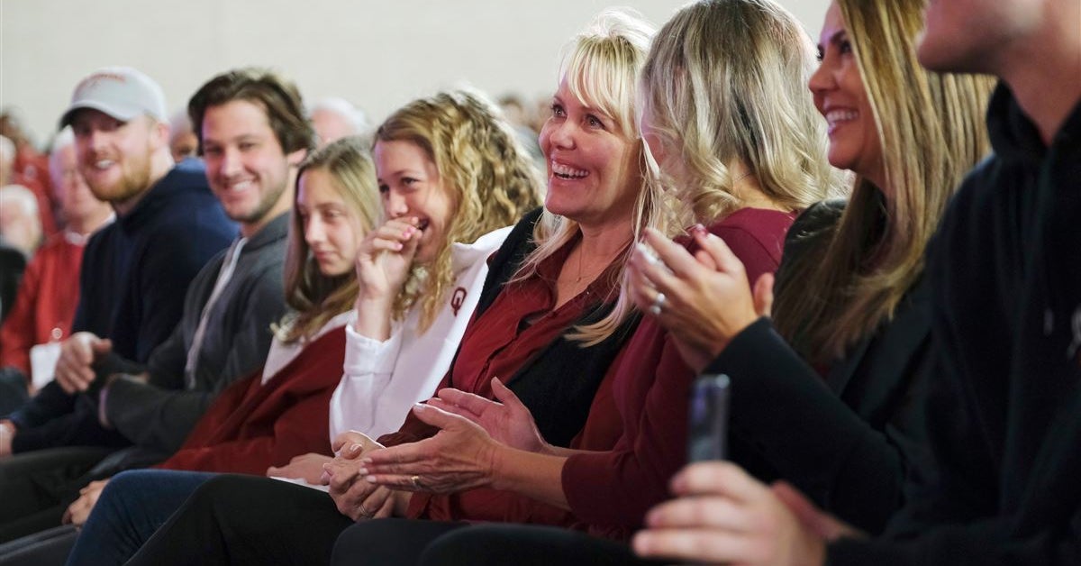 Brent Venables' wife, Julie, undergoes surgery after return of cancer