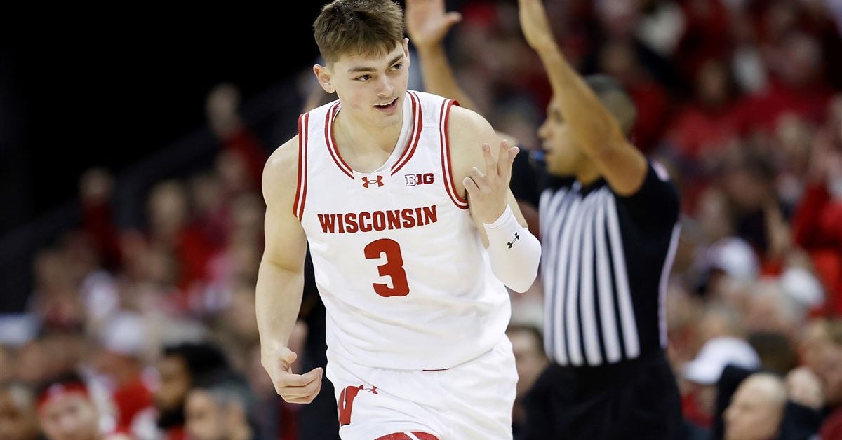 Former Badger guard Essegian commits to Huskers
