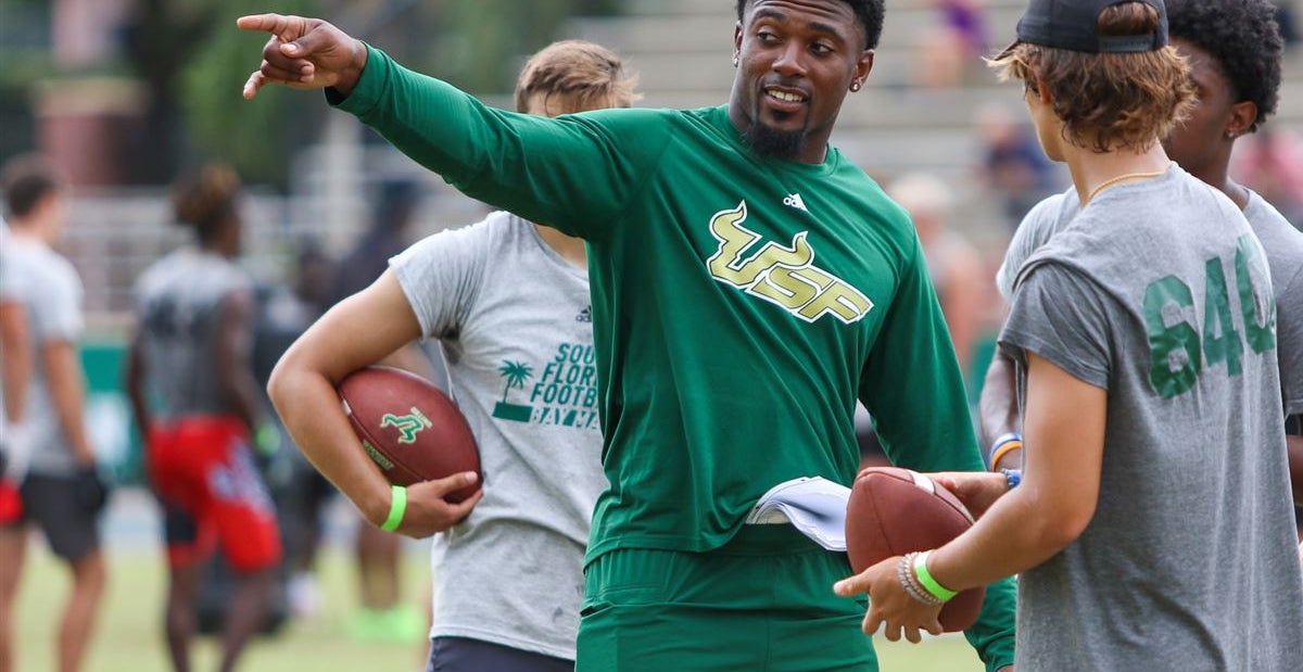 How does USF quarterback Gerry Bohanon compare to BYU's Jaren Hall?