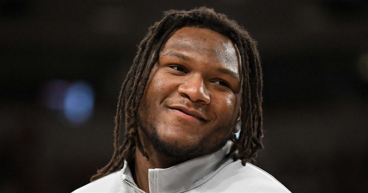 Having a 'home feel' led DeAndre Jules to South Carolina