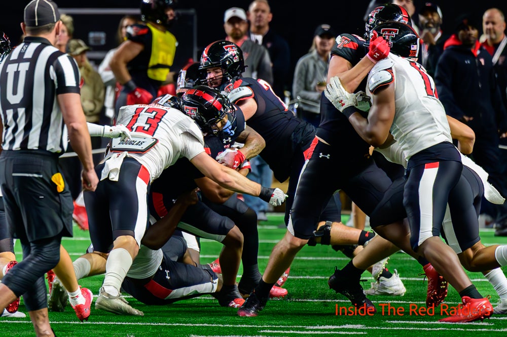 Spring Game: Photo Gallery 2, A Closer Look