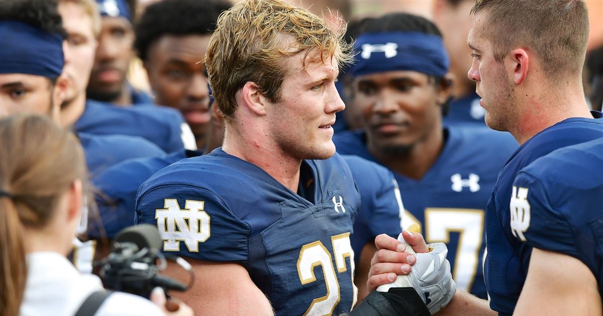 Notre Dame LB JD Bertrand ejected for targeting for second-straight week