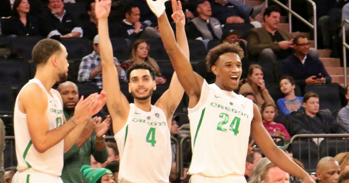 Oregon basketball drops in latest AP Top 25 rankings