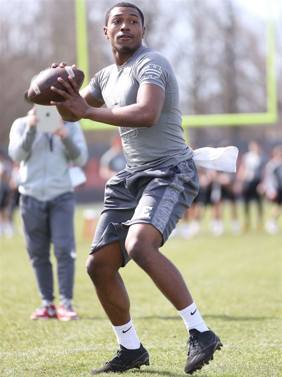 Aaron Jackson Profile Photos