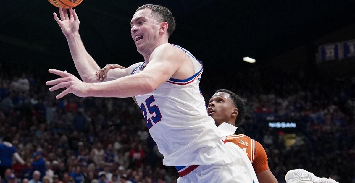 Nick Timberlake's dunk highlights important display in KU's win over Texas