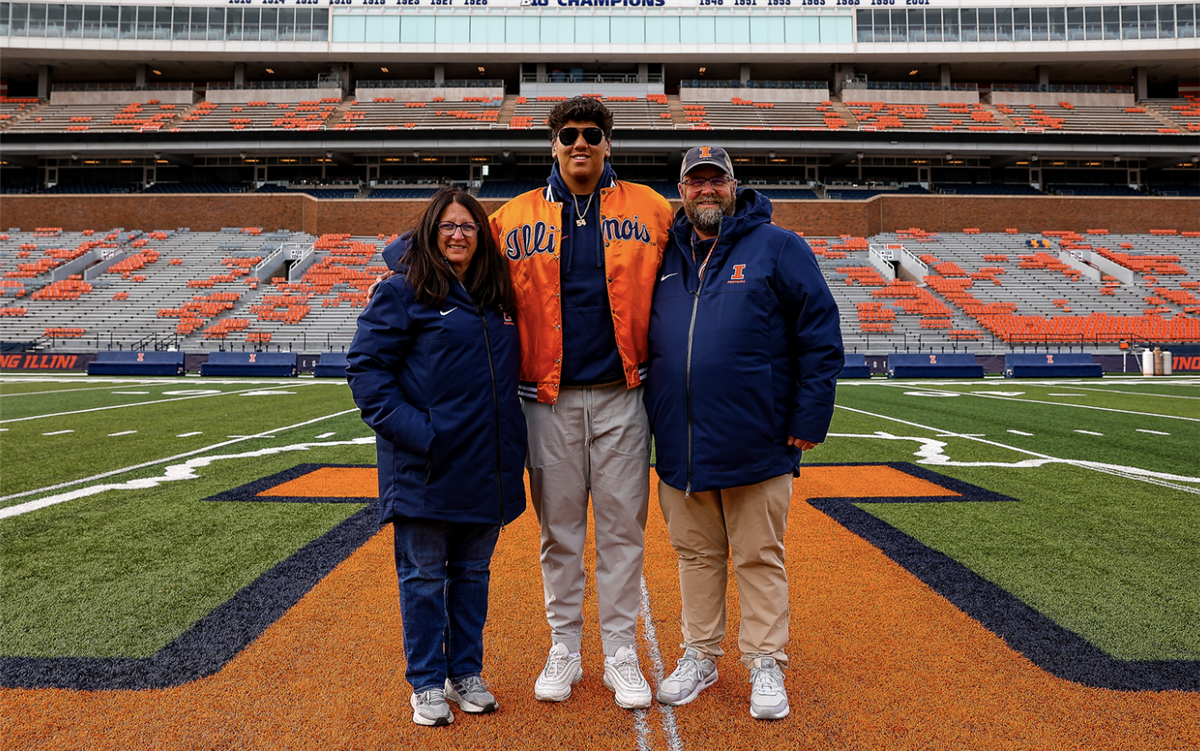 'It’s not just a business': How and why four-star OL Andrew Dennis ...