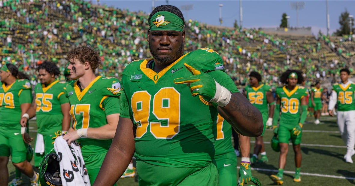 Oregon reserve defensive tackle Terrance Green enters transfer portal