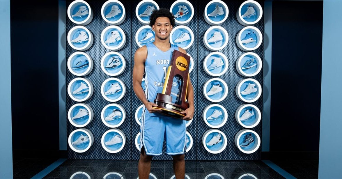 Maximo Adams Formally Signs With UNC