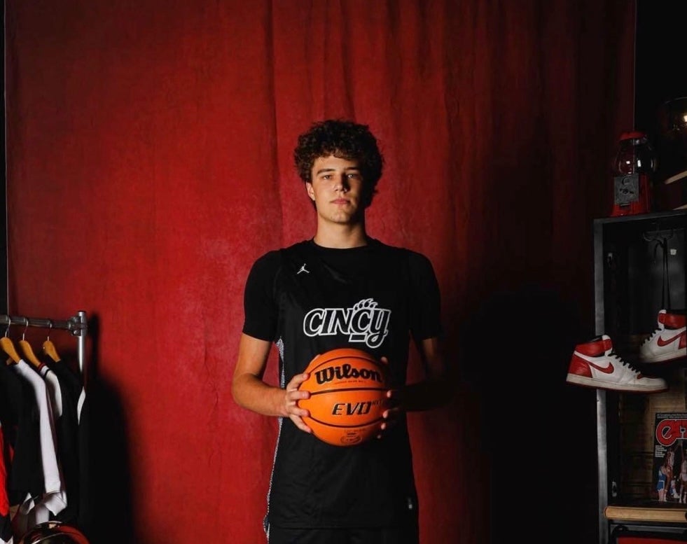 Class of 2027 Forward Davis Cochran Discusses Visit to Cincinnati