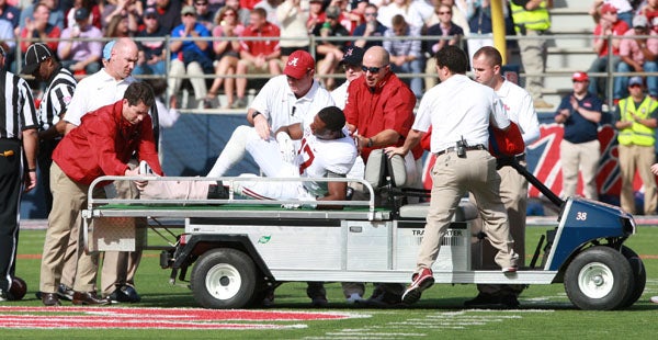 Nick Saban says Kenyan Drake, Denzel Devall had surgery