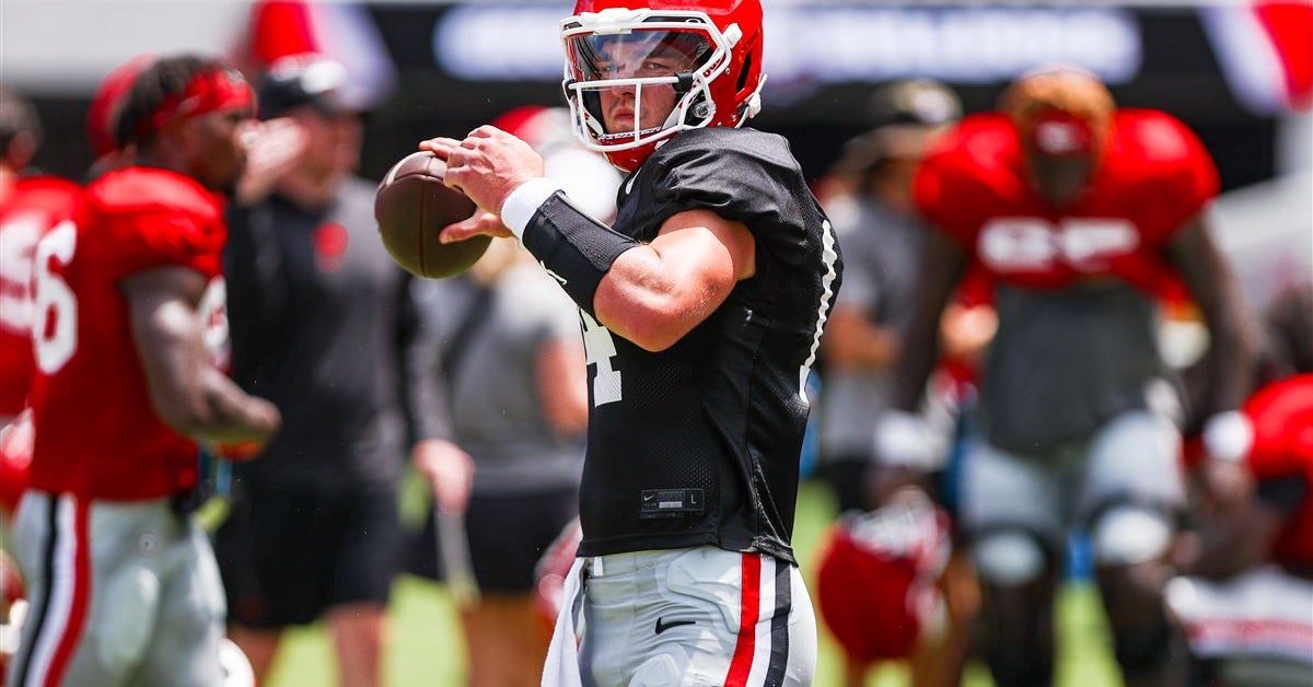 ‘He’s a dawg’: Gunner Stockton stepping up as Georgia backup quarterback