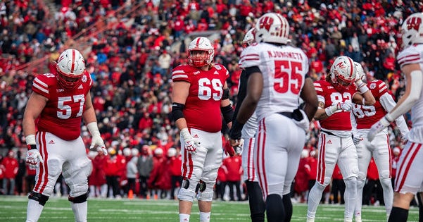Four Fingers Up: Hearing from the Husker big men and a tight end who ...