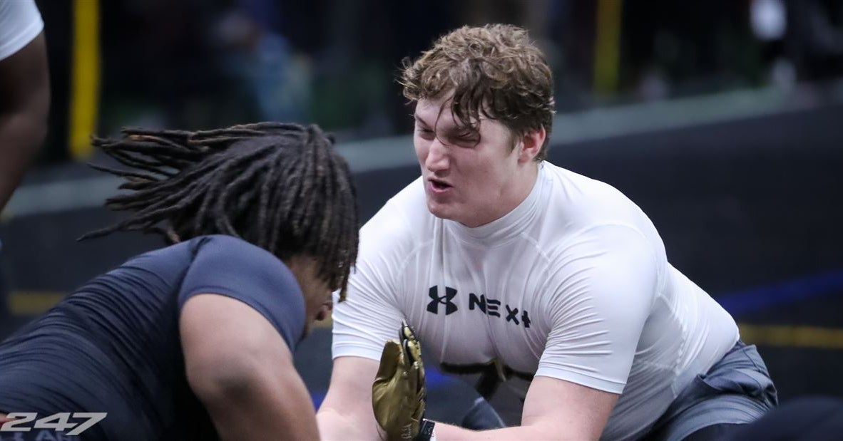 What stands out about Georgia offensive line commit Zach Lewis