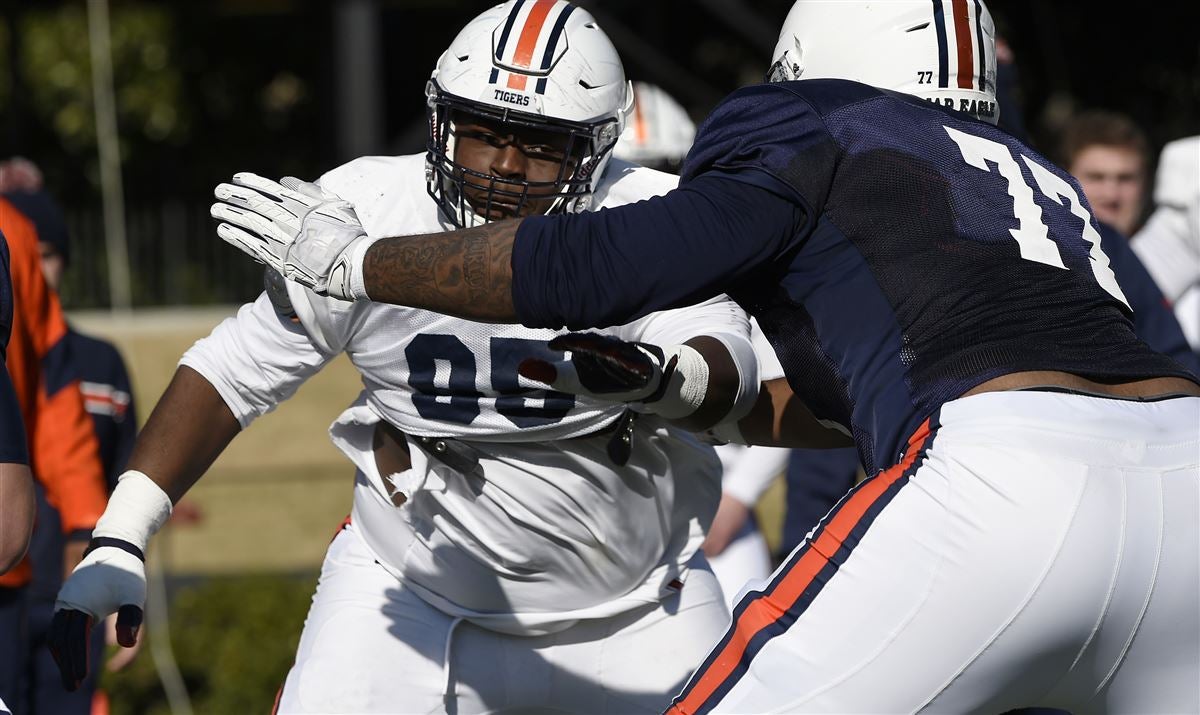 Scenes from Auburn's first day of bowl prep in Nashville