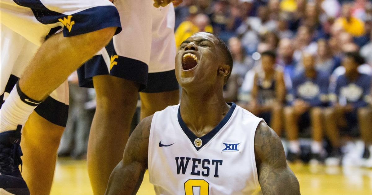 WVU Hoops Cruises in Season Opener