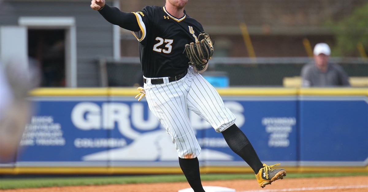 Christian Ostrander Talks USM Pitchers and His Philosophy.