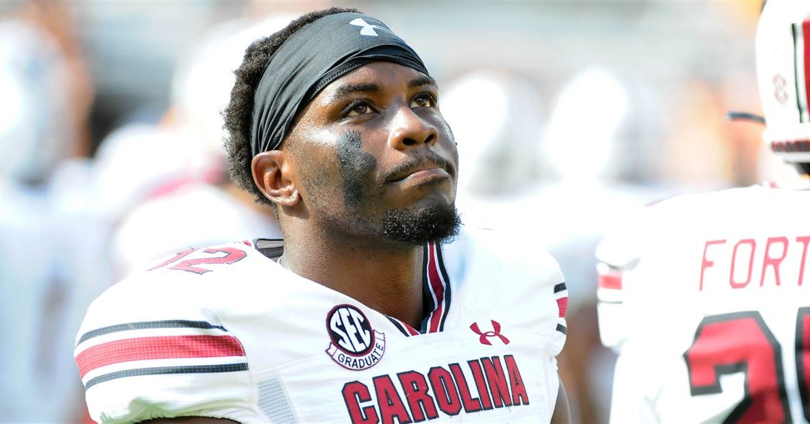 Foster named semifinalist for Thorpe Award