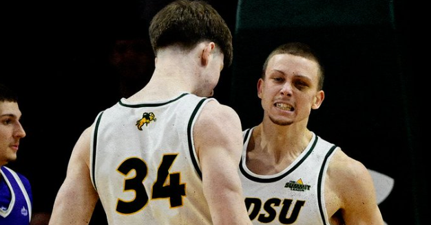 Bison beat Tommies, 68-65, in battle of Summit unbeatens