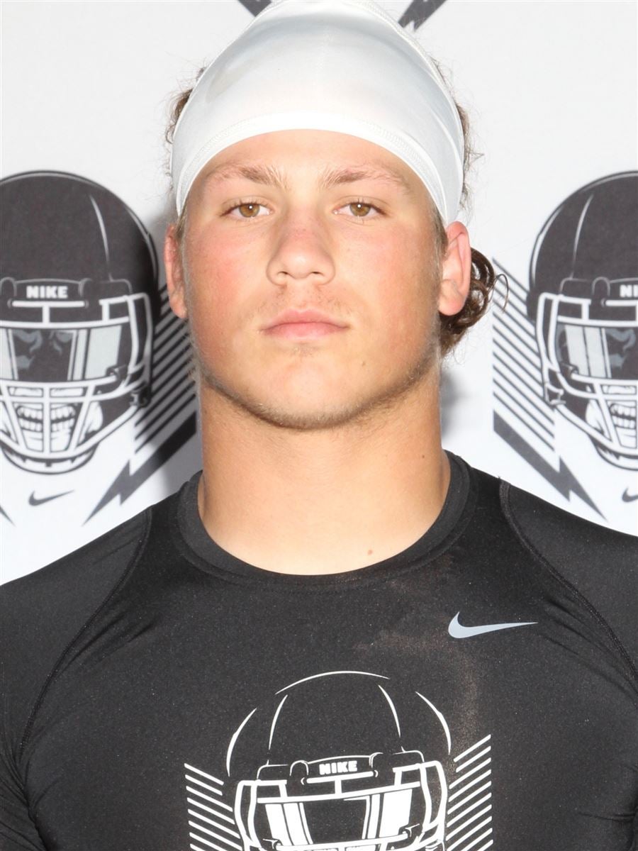 Drake Thomas Profile Photos